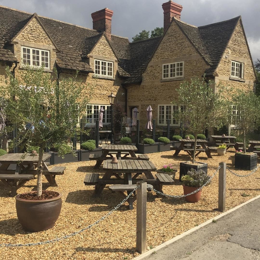Six Bells – Witham on The Hill - a MICHELIN Guide Restaurant