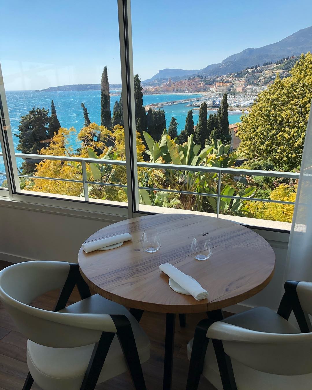 Mirazur - Menton - Un restaurant du guide MICHELIN