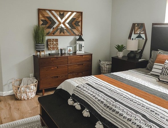 Ashley ralene bed store