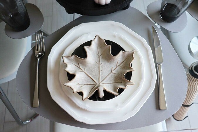 Maple Leaf Dinnerware