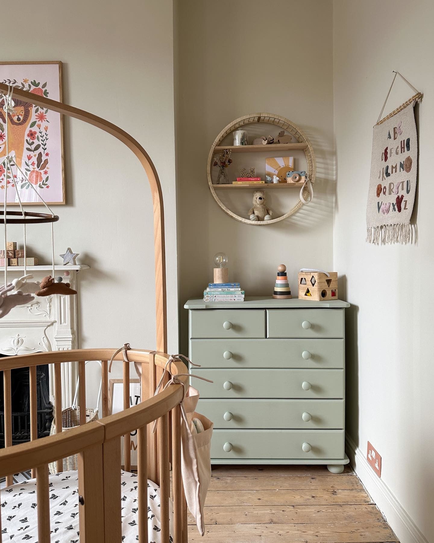 Vert De Terre No.234 | Estate Eggshell | Wood & Metal Paint Estate ...