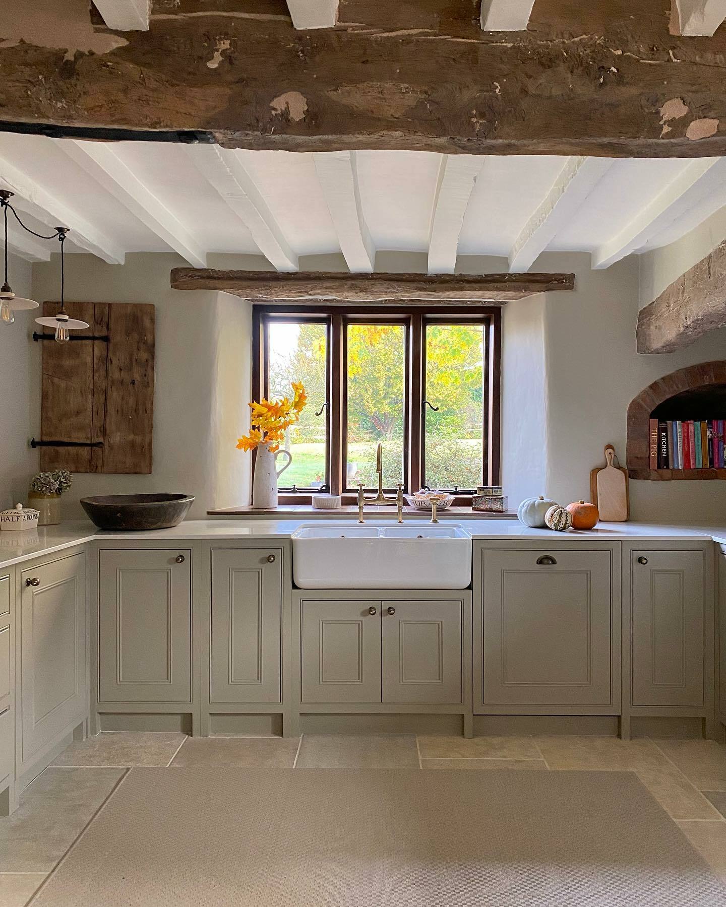 Light Gray No.17 | Estate Eggshell | Wood & Metal Paint Estate Eggshell ...